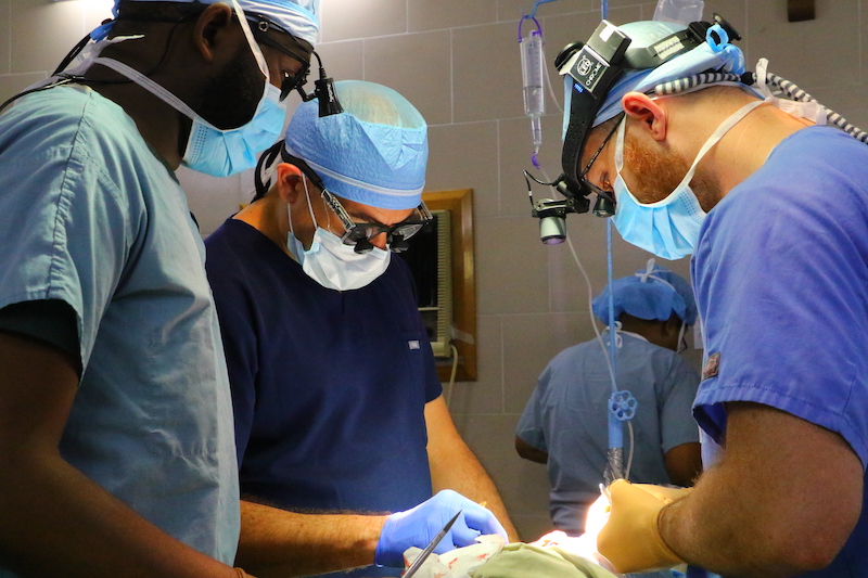 Oral Surgeon | Dental Implants | Wisdom Teeth Removal | Encino, CA 91316